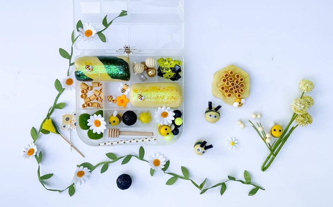 Bee Play Dough Kit Bumble Bee Sensory Kit Spring Sensory - Etsy