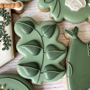 18 Baby in Bloom Greenery Cookies - Etsy