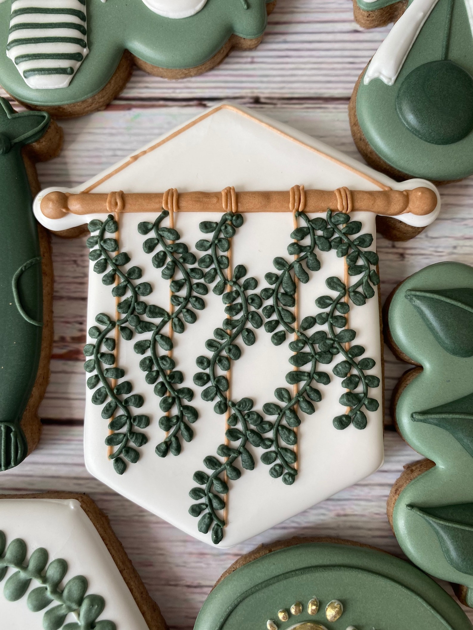 18 Baby in Bloom Greenery Cookies - Etsy