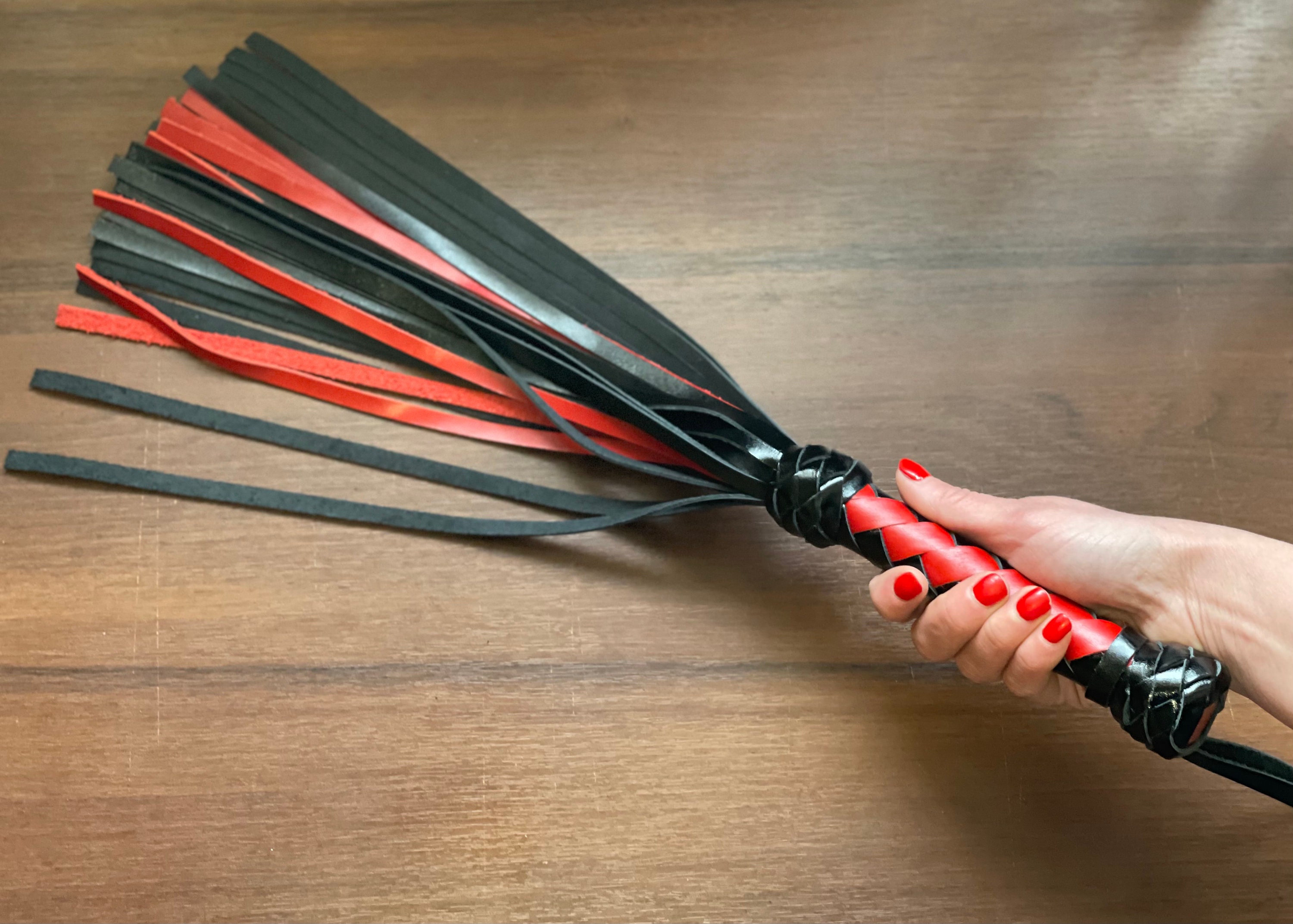 Flogger Bdsm Leather Whip Whip and Floggers Discipline - Etsy UK