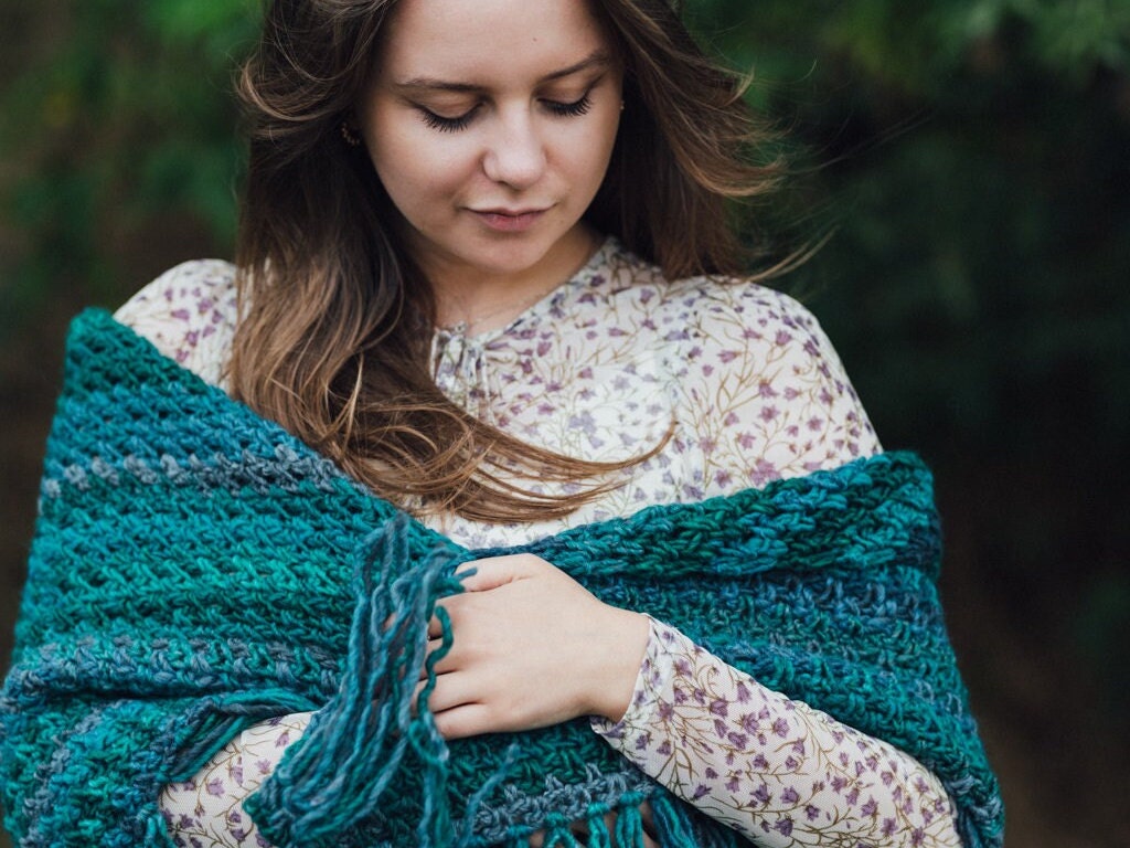 Green Crochet Shawl Triangular Boho Shawl Unique Shawl Hand Knit Shawl ...