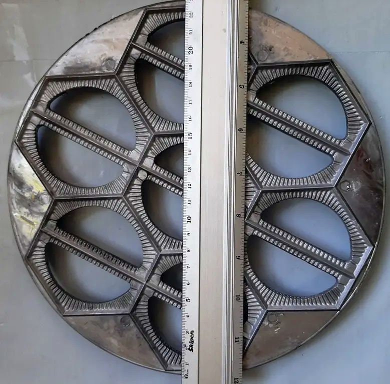 Ukrainian Vareniki Pierogi Maker Metal Mold Varenichnitsa Ravioli ...