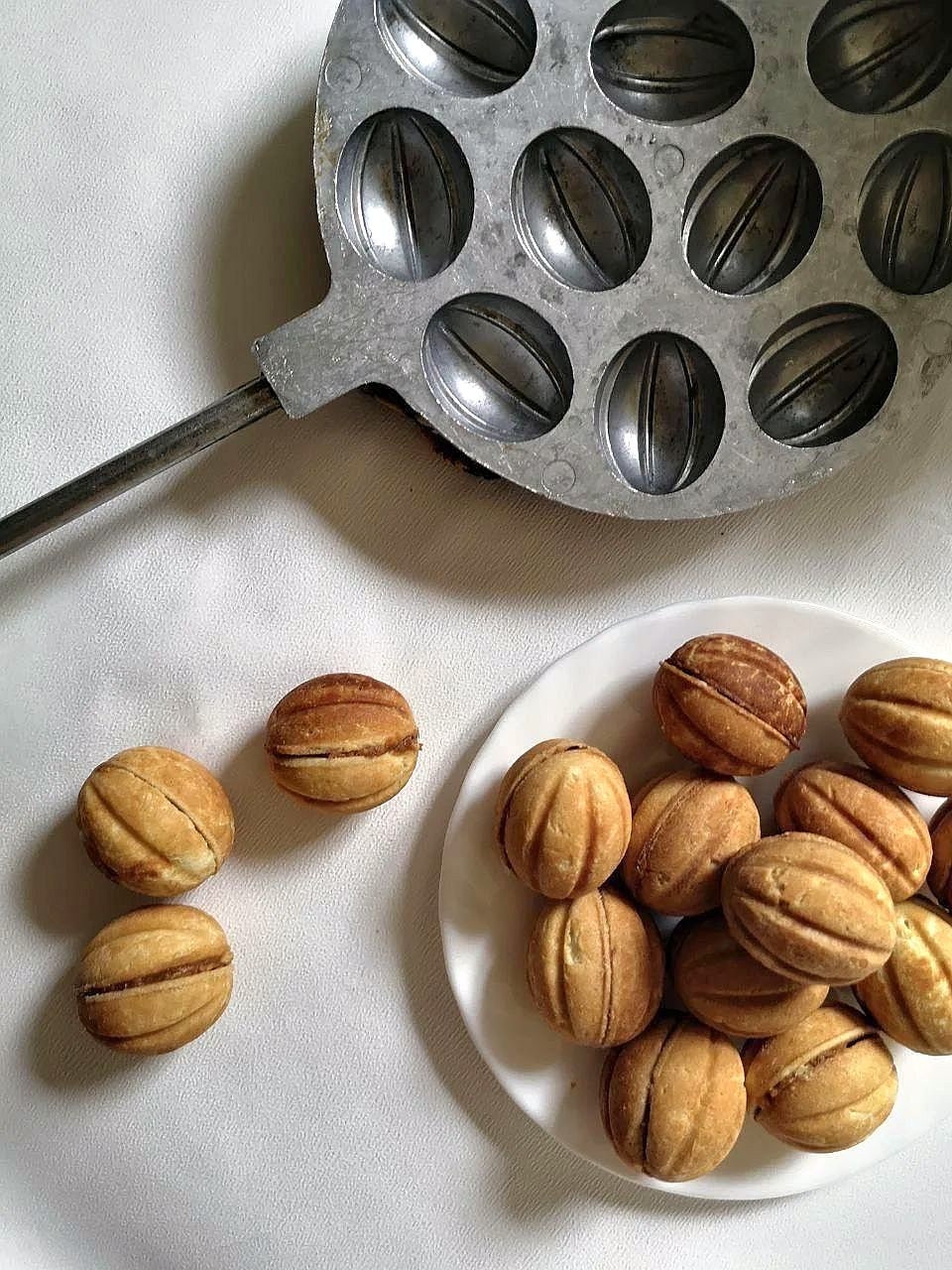 Oreshnitsa Russian Oreshki Walnut Nutlets Oreshnica Cookie Form Mold ...