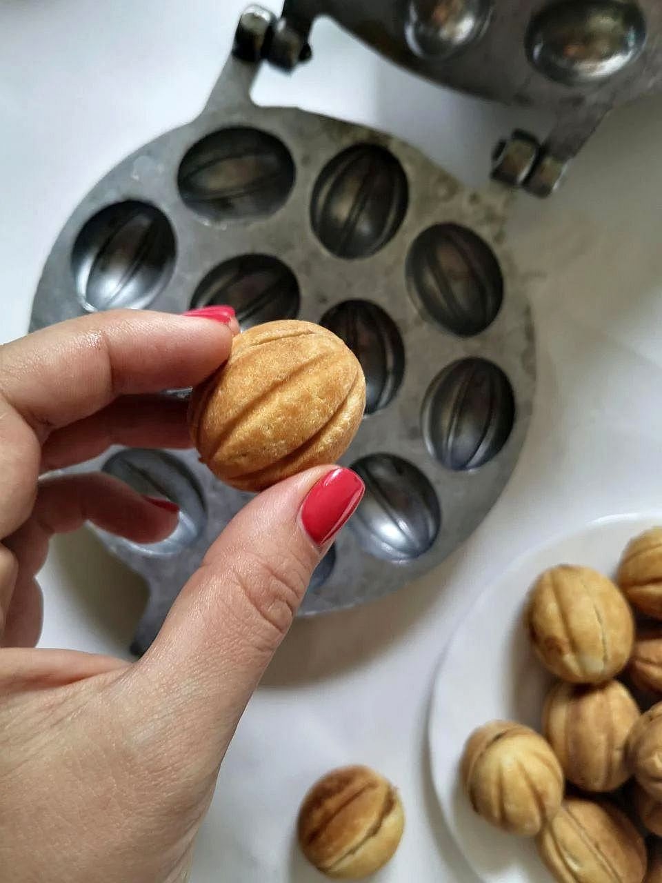 Oreshnitsa Russian Oreshki Walnut Nutlets Oreshnica Cookie Form Mold ...