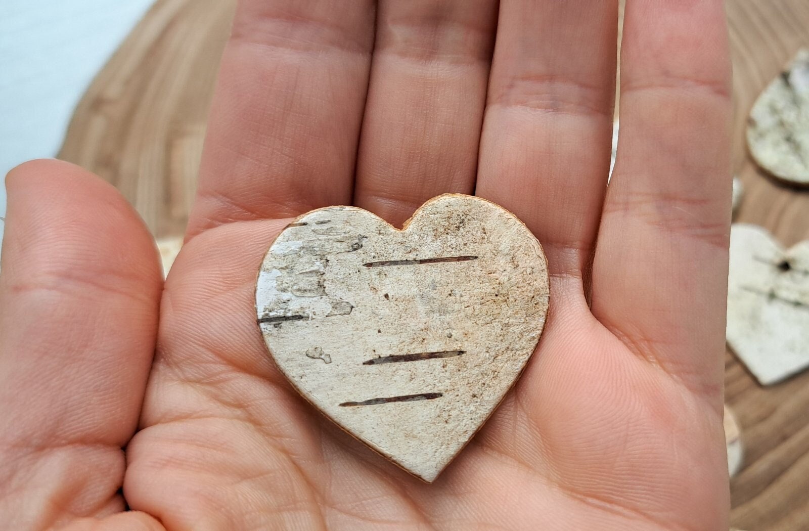 30 White Birch Bark Hearts 4 Cm . Birch Bark Decor.birch Sheets Craft ...