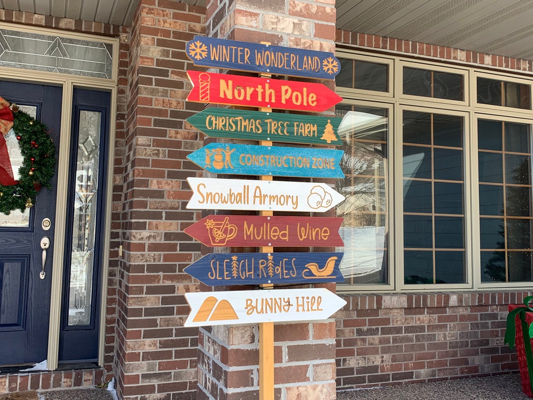 Christmas Arrow Sign: Winter Holiday Directional Decor - Etsy