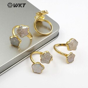 WT-R327 WKT Stylish Small and Cute Gold Ring With Pearls Dotted Flower ...