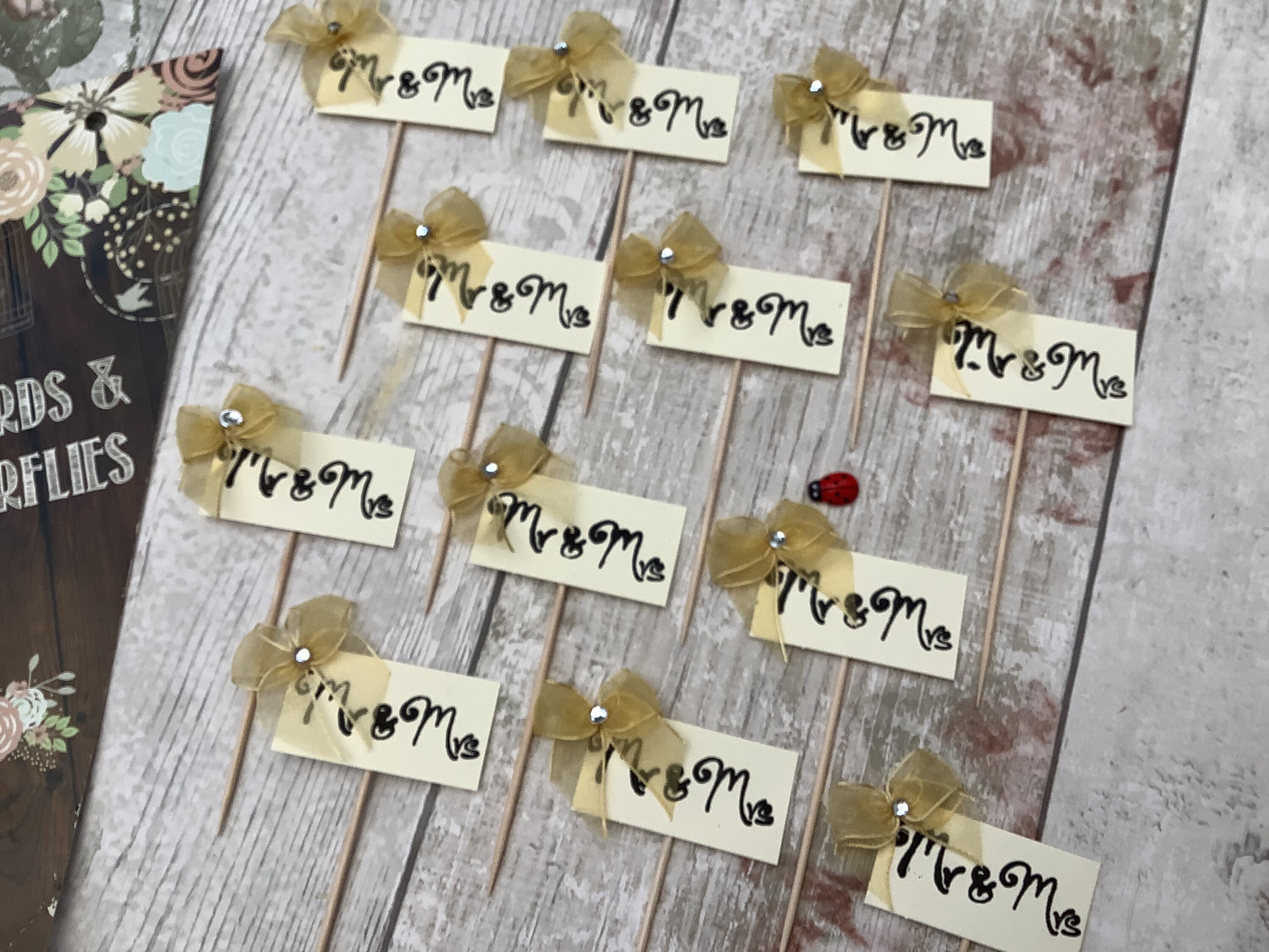 Mr & Mrs Cupcake Toppers - Etsy