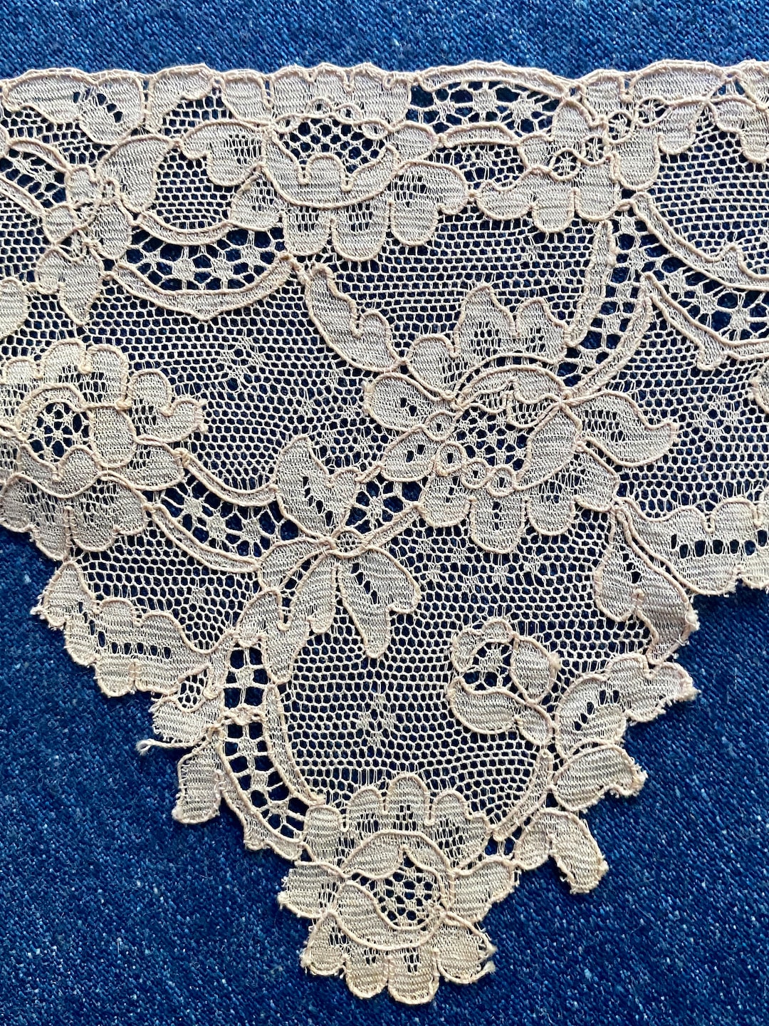 Vintage French Alencon Lace With Florals and Scrolls - Etsy