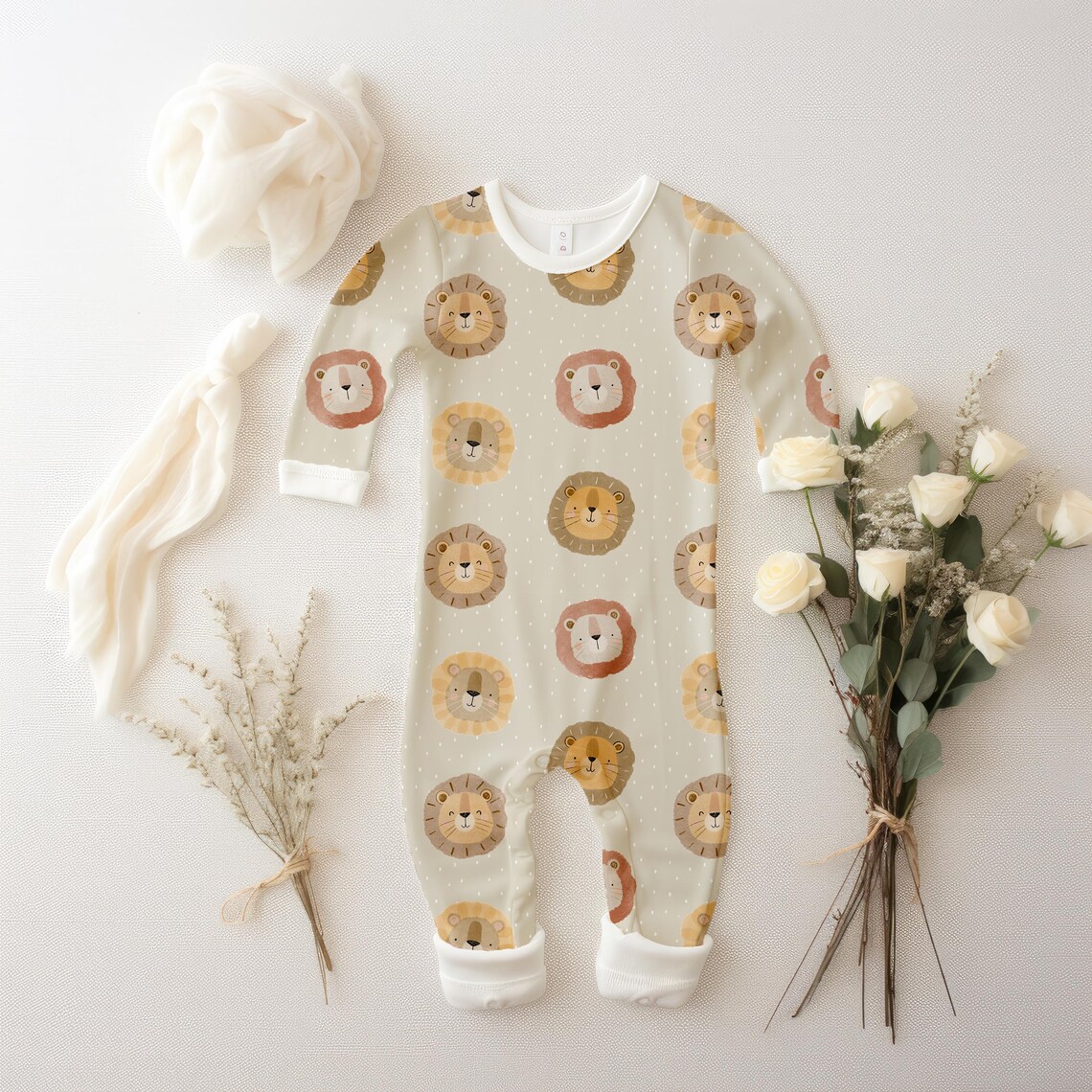 Lions Seamless Fabric Design, Cute Lion Pattern, Watercolor Surface ...