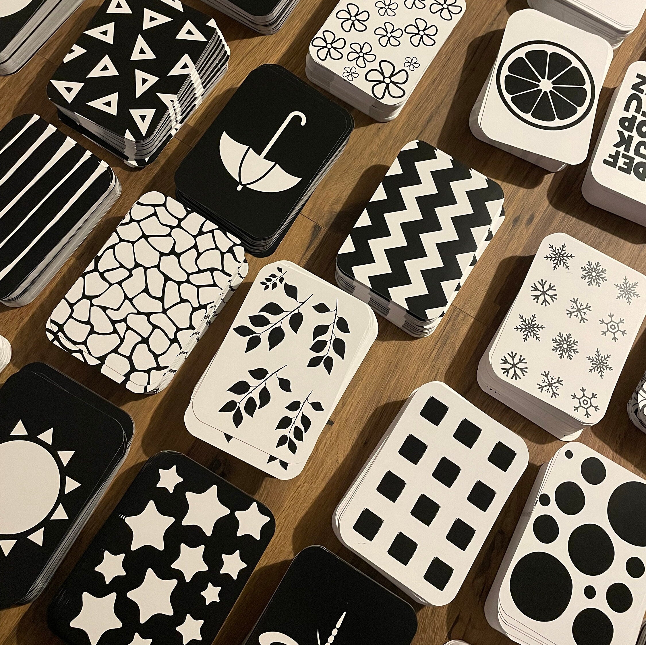 Baby Sensory Cards, Newborn Cards, Contrast, Developmental Cards, Flash ...