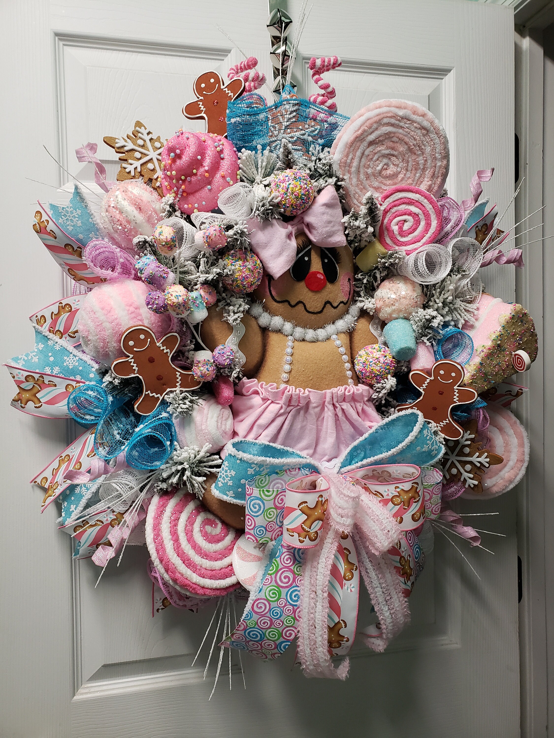 Christmas Wreath, Christmas Gingerbread Wreath, Gingee-girl Wreath ...