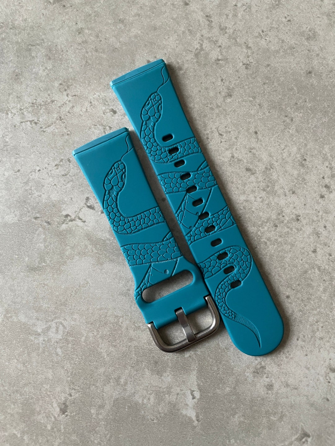 Fitbit Sense 1, 2 / Versa 3, 4 Silicone Band / Strap Custom Engraved ...