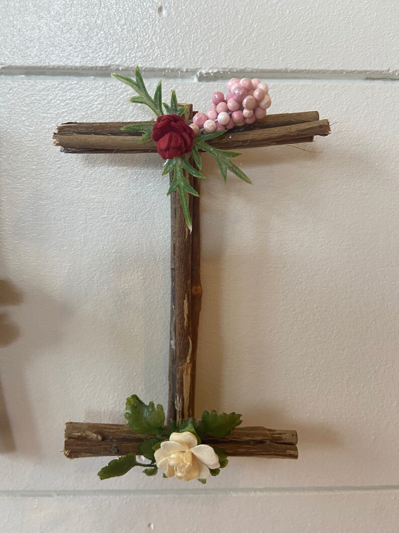 Woodsy Twig Sign - Etsy