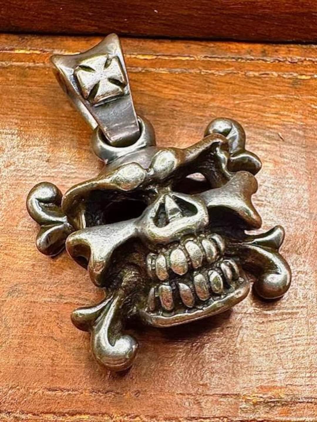 TRAVIS WALKER Large Poison Skull Pendant New W/pouch & Authenticity ...