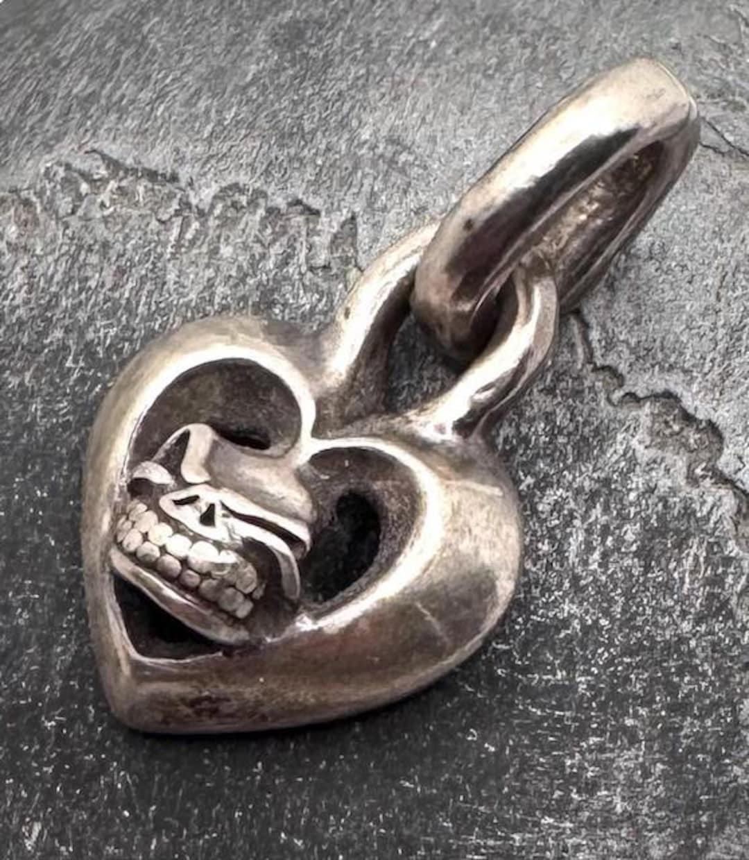 Starlingear Slickster Skull in Heart Pendant Silver 925 With Pouch - Etsy