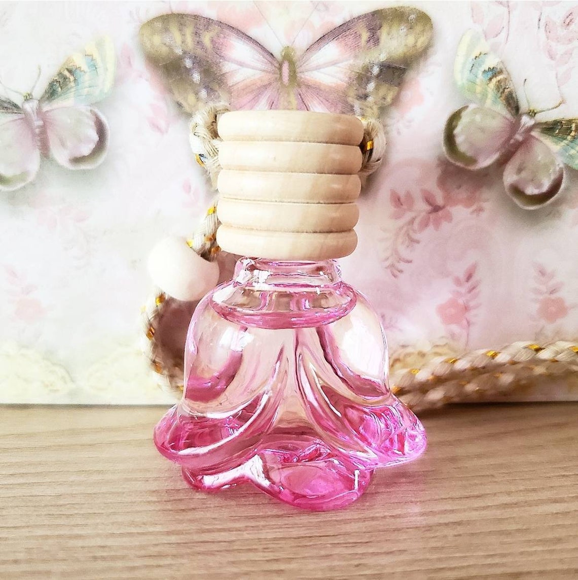 Scent Diffuser. Elegant Pink Rose Glass Bottle Scent Car Diffuser ...