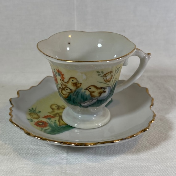 Baby Chicks on Child's-size Tea Cup & Saucer 1/3 Scale - Etsy
