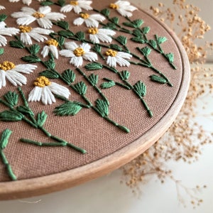 Finished Embroidered Hoop Daisies,botanical Embroidery Hoop, Flower ...