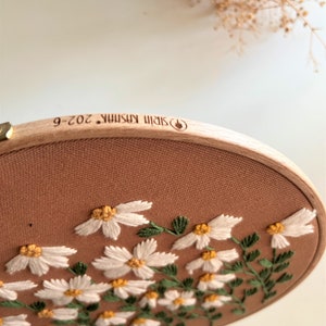 Finished Embroidered Hoop Daisies,botanical Embroidery Hoop, Flower ...