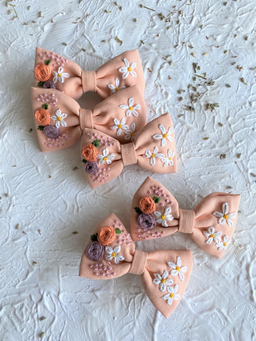 5-pack Embroidered Salmon Buckle Set, Hand Embroidered Linen Bow ...