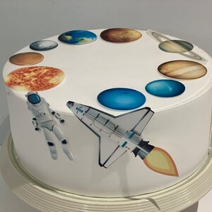 Precut Edible Solar System Planets - Birthday Cake Decorating Topper ...