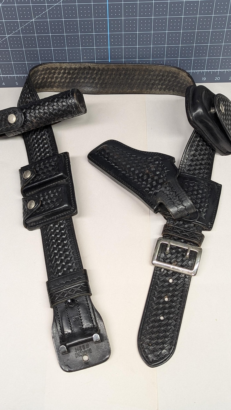 Vintage Bianchi Police/security Leather Duty Belt With Accessories ...