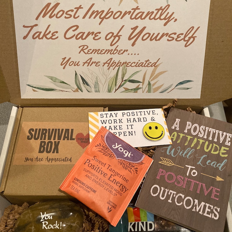 Employee Appreciation Gifts - 60+ Gift Ideas for 2025