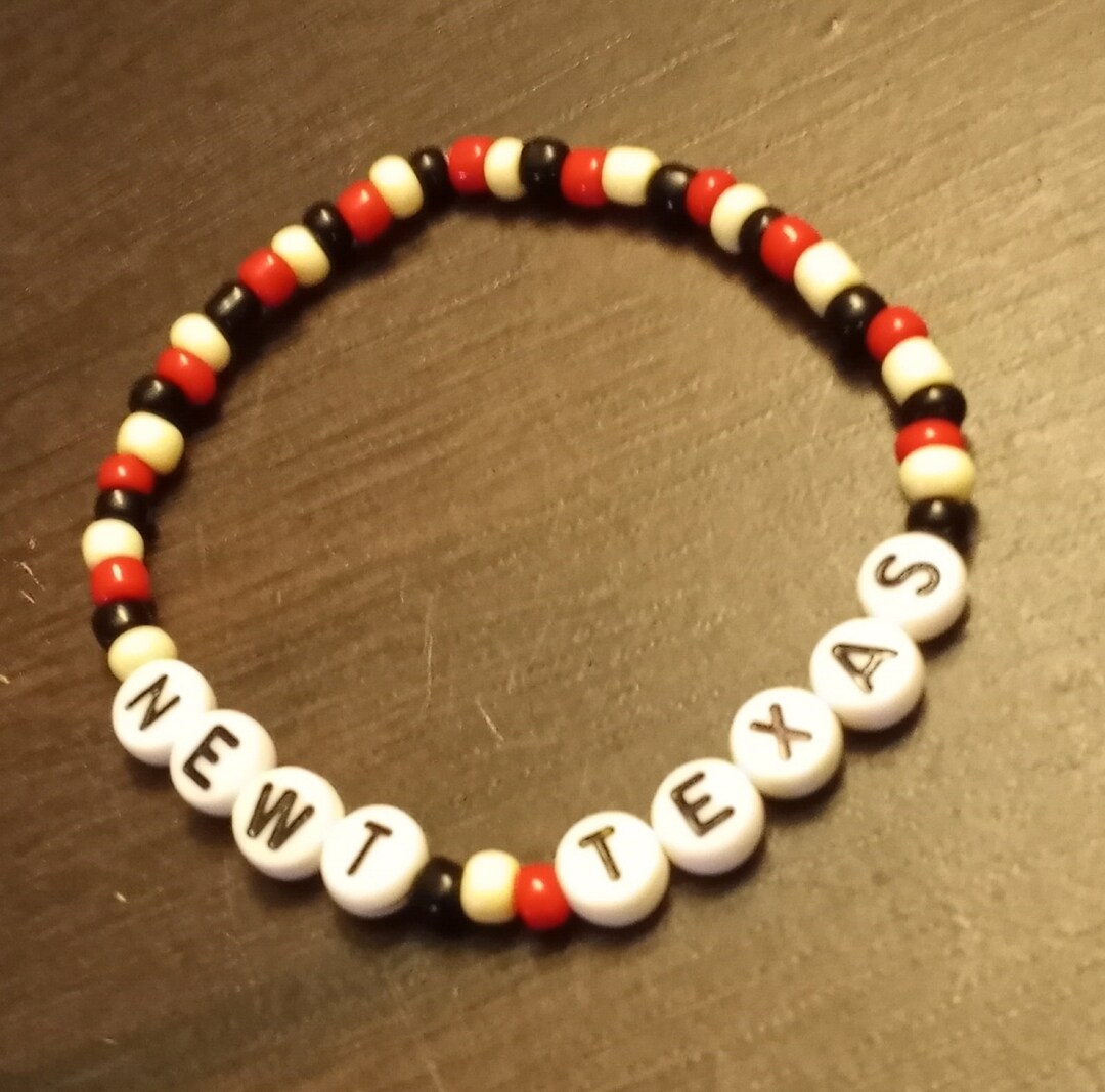NEWT TEXAS | Texas Chainsaw Massacre Beaded Bracelet - Etsy