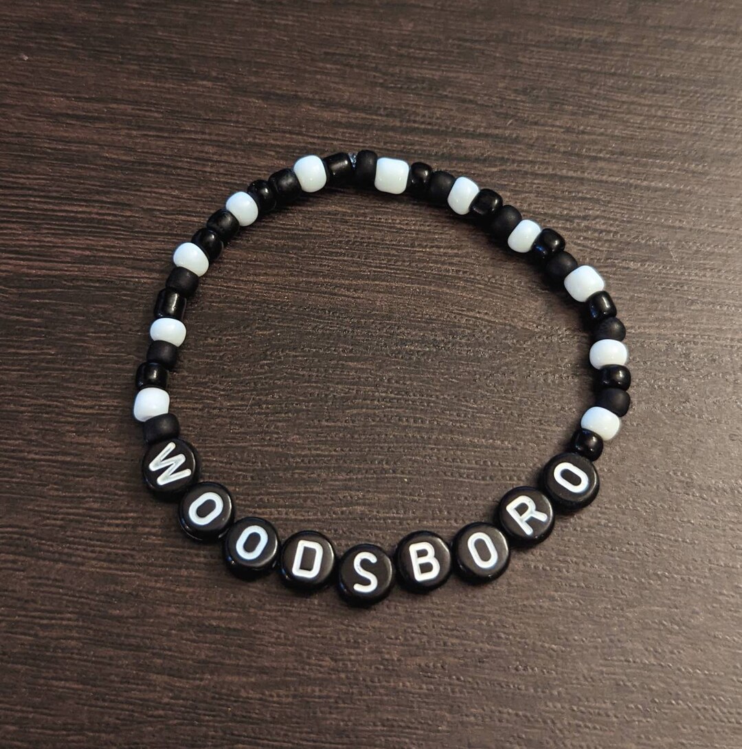 WOODSBORO | Ghostface | Scream Beaded Bracelet - Etsy