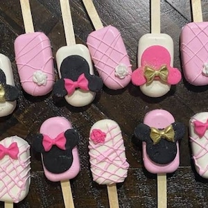 Minnie Mouse Cakesicles - Etsy