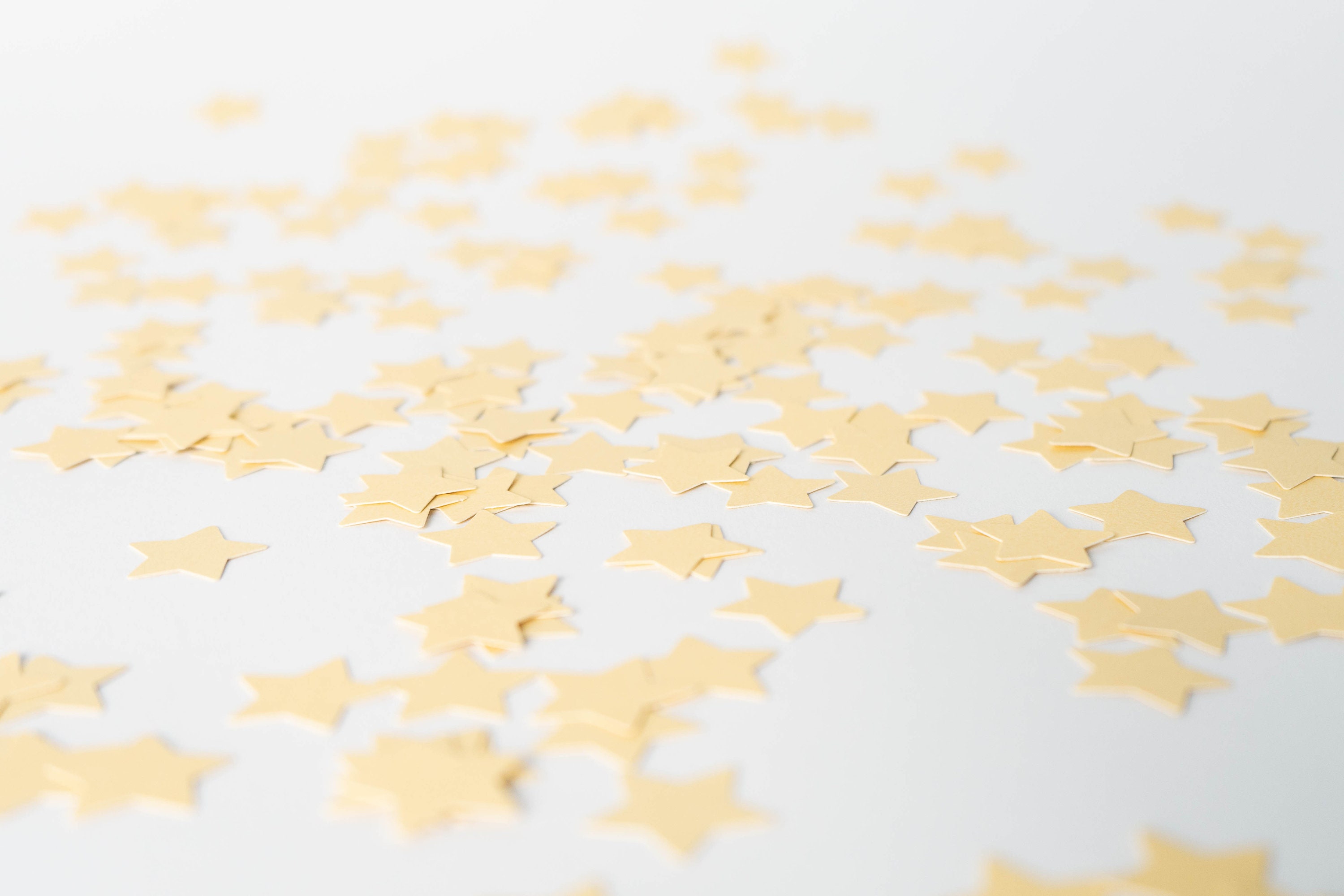 Paper Confetti Stars Shimmer Gold Reusable, Eco-friendly Confetti ...