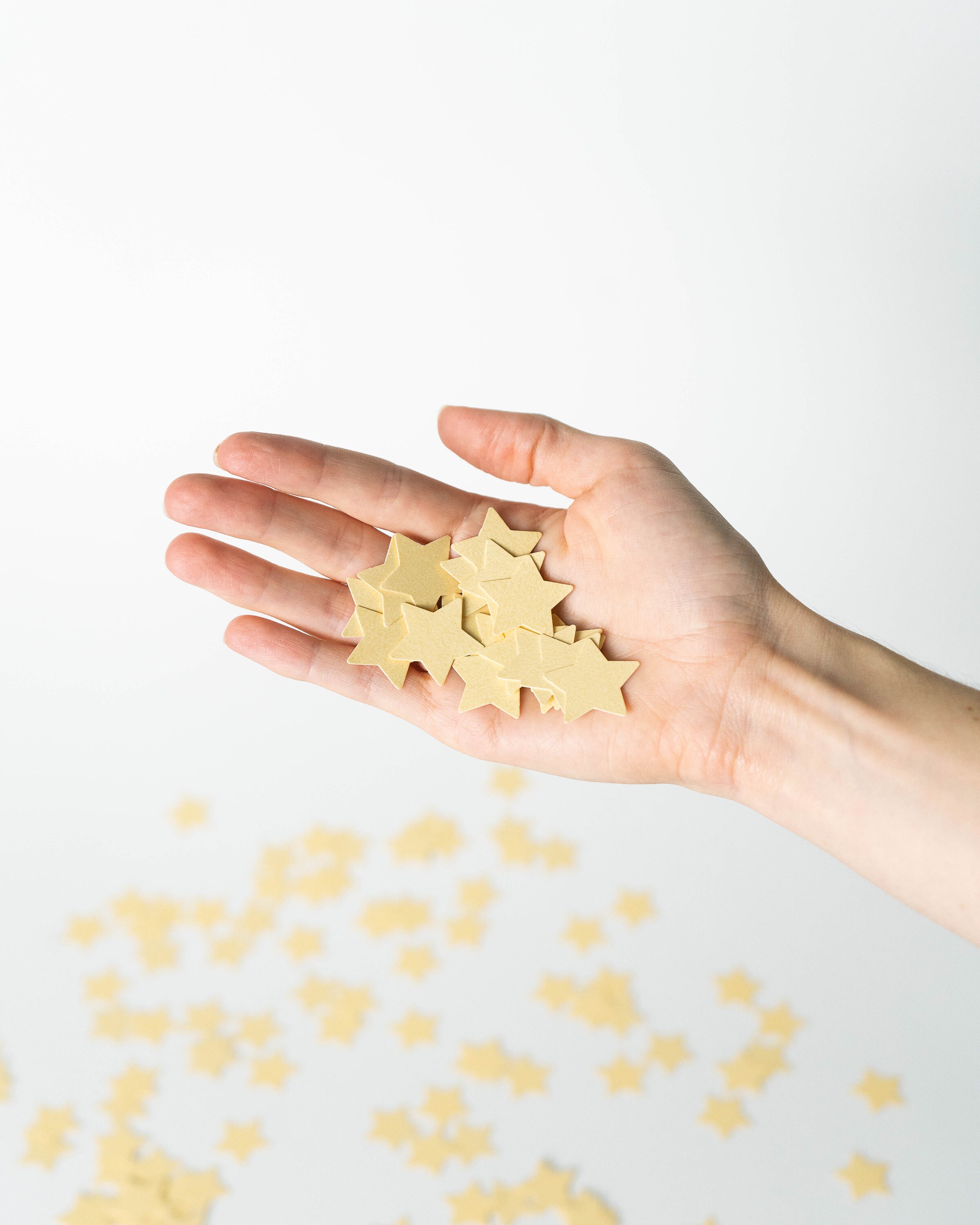 Paper Confetti Stars Shimmer Gold Reusable, Eco-friendly Confetti ...