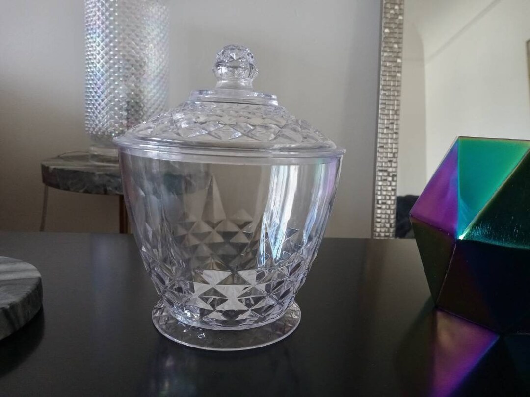 The Diana Diamond Cut Clear Candy Dish Holder Jar With Lid. by Kys ...