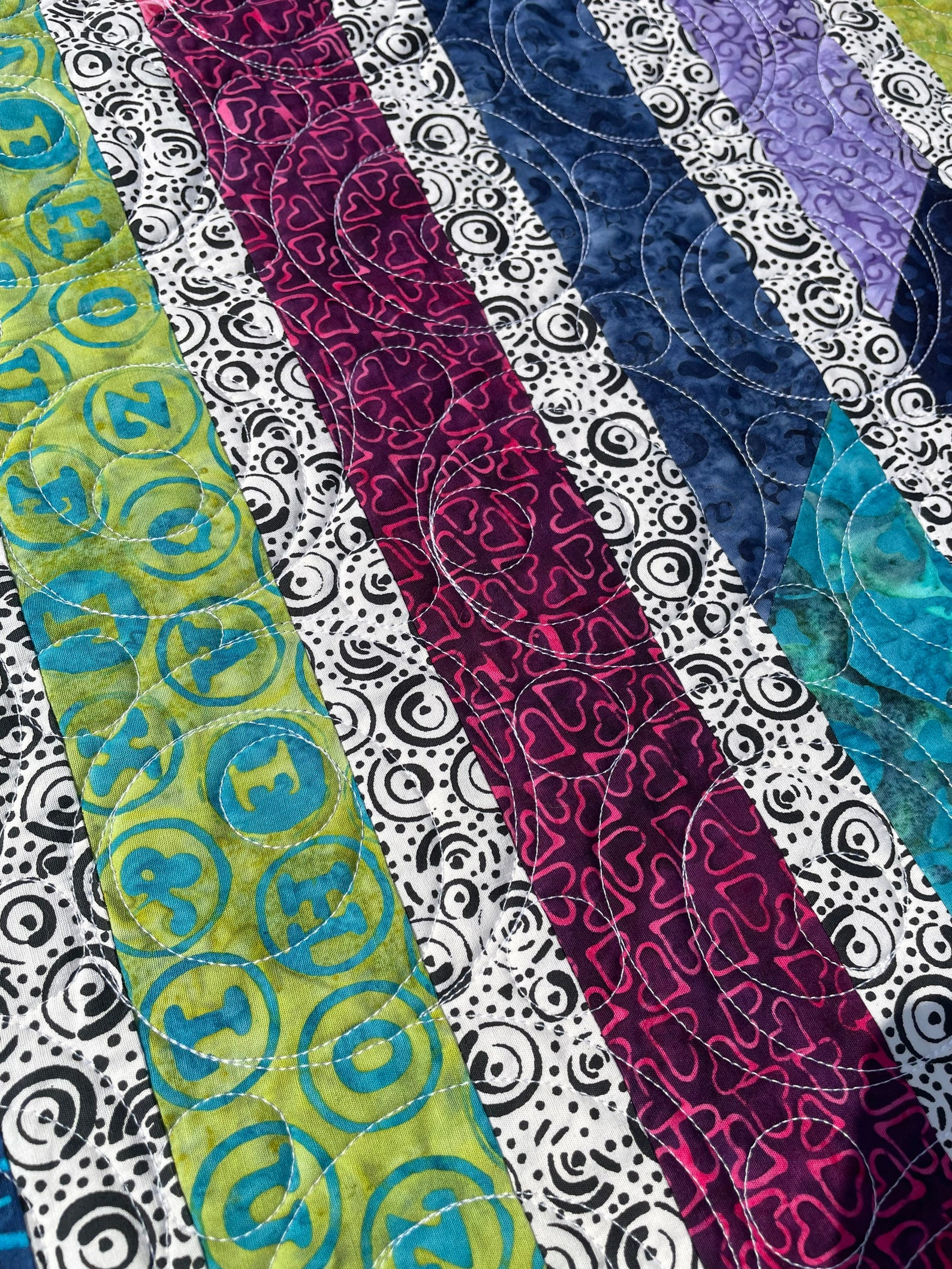 Modern Handmade Maze Lap Quilt in Shades of Black White Pink Purple ...