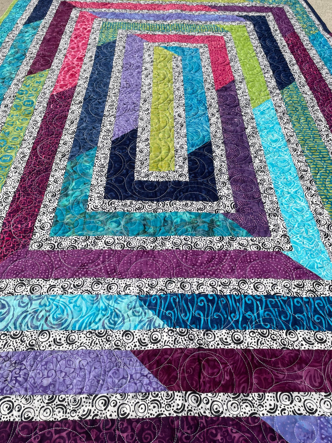 Modern Handmade Maze Lap Quilt in Shades of Black White Pink Purple ...