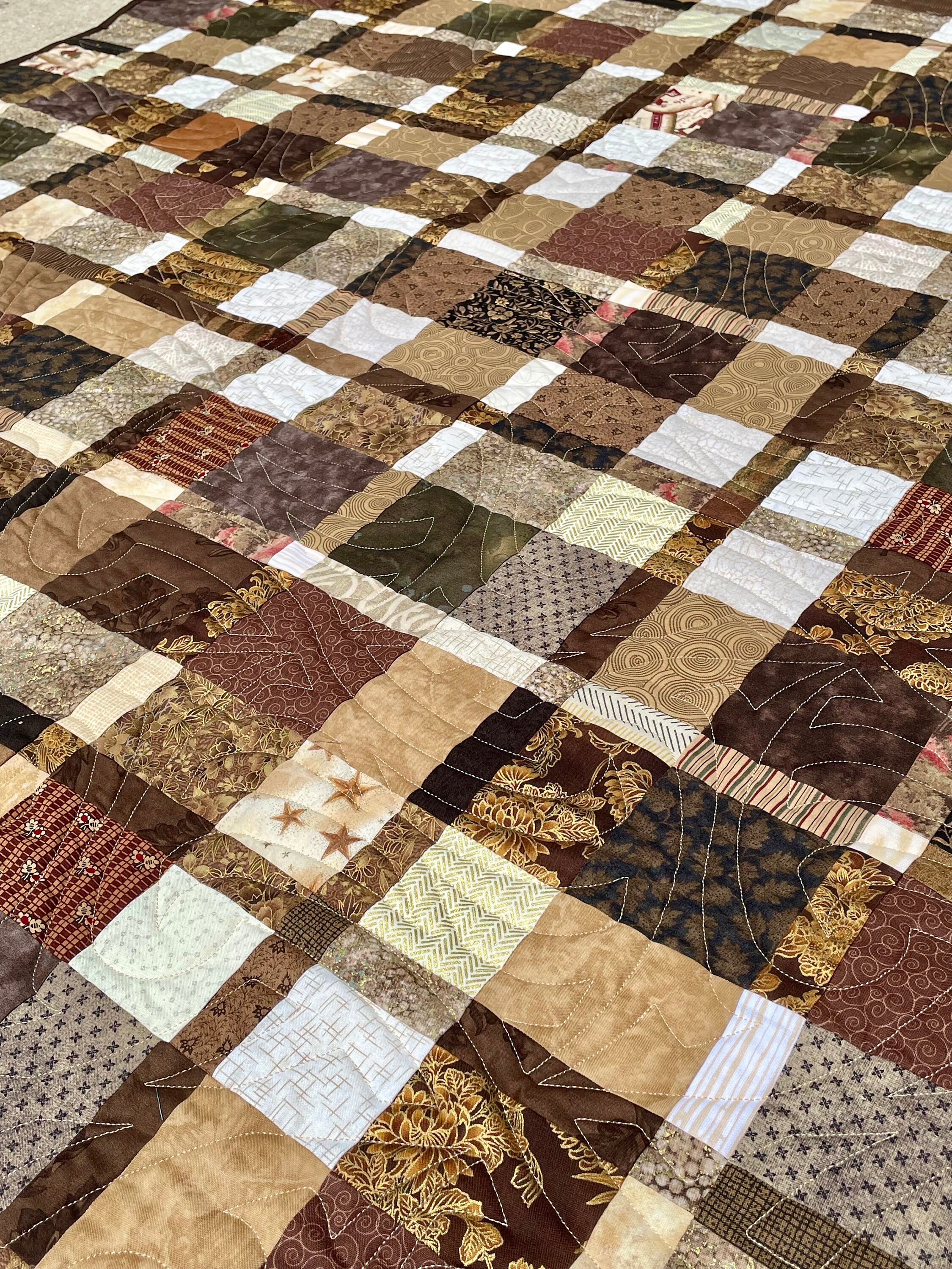 Scrappy Plaidish Quilt in Browns, Golds and Cream Handmade - Etsy