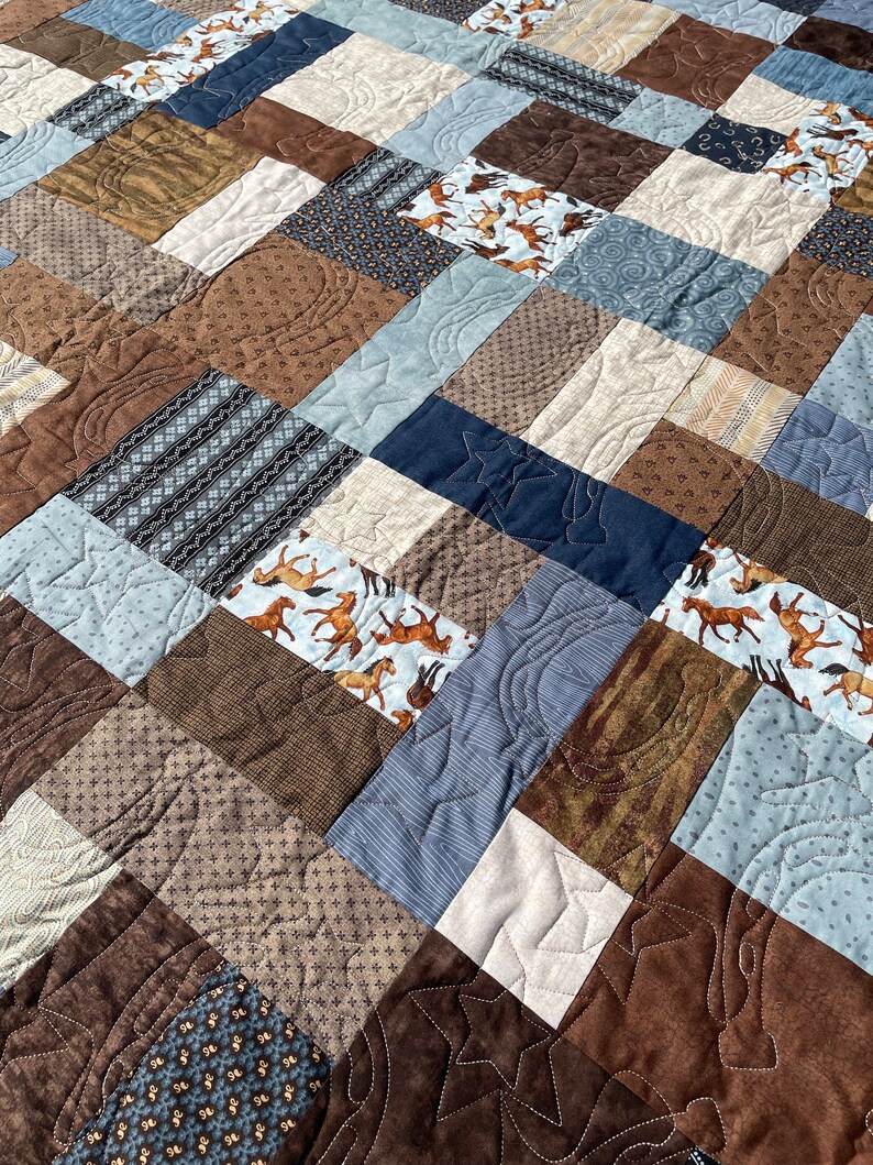 Western Horse-themed Handmade Lap Quilt - Etsy