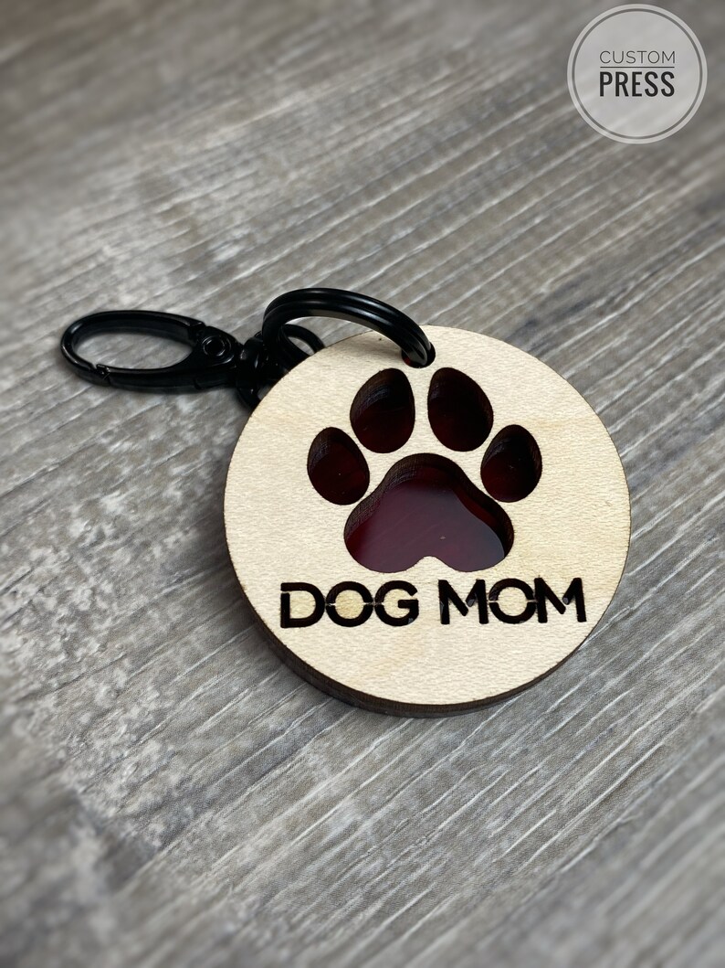 Personalized Dog Mom Keychain Dog Paw - Etsy