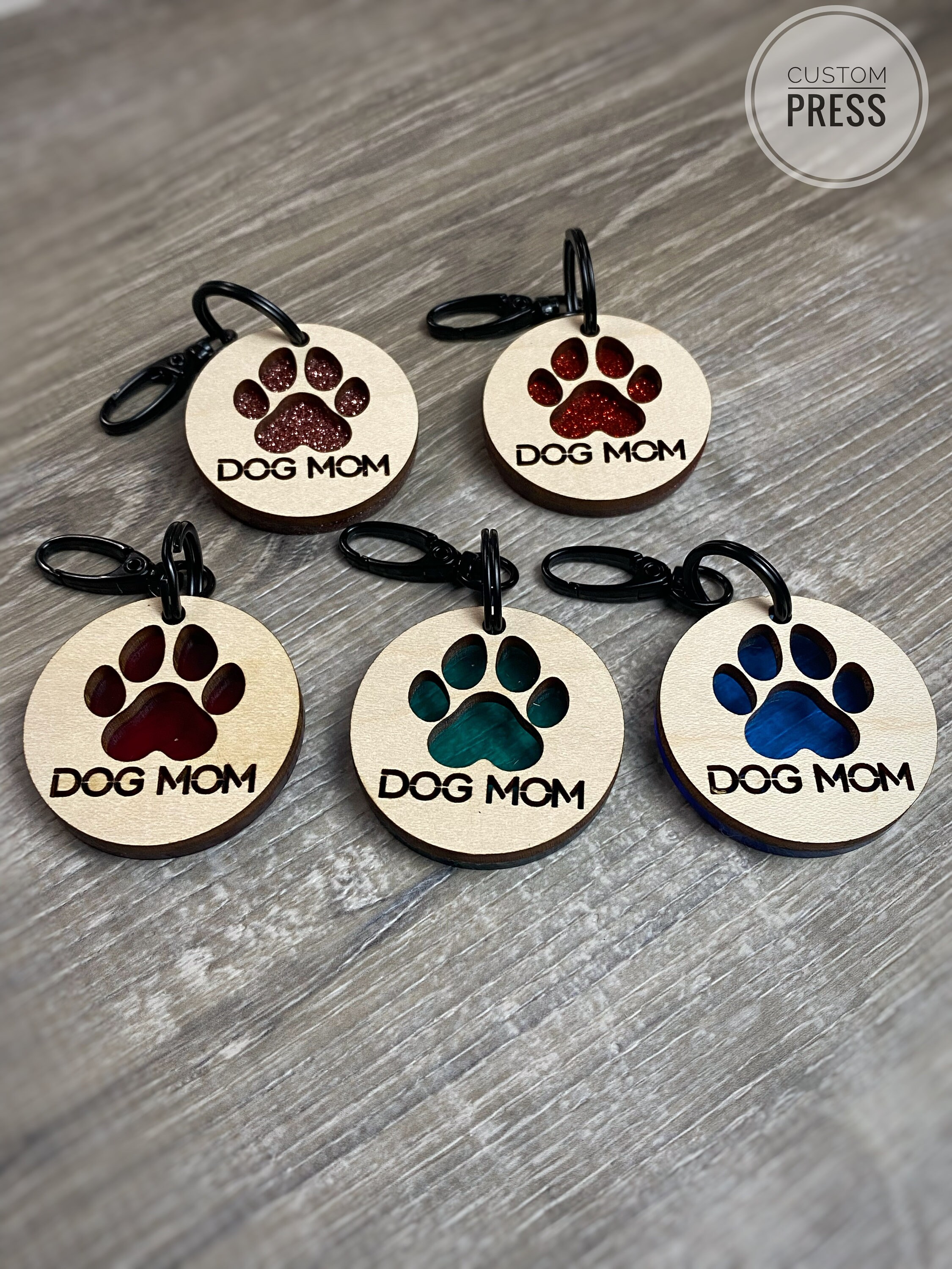 Personalized Dog Mom Keychain Dog Paw - Etsy