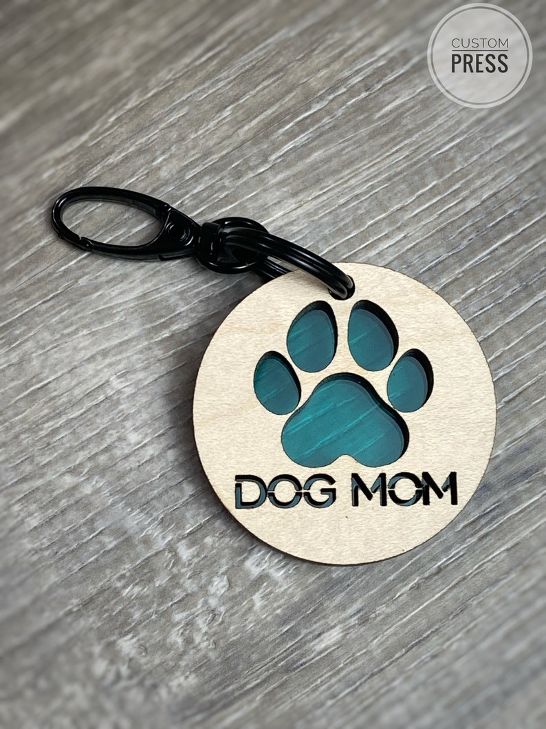 Personalized Dog Mom Keychain Dog Paw - Etsy