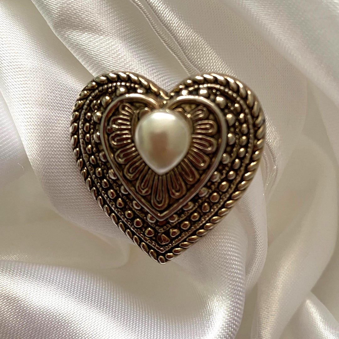 Vintage Victorian Style Heart Brooch Pin: Gold Tone Metal, Teardrop ...