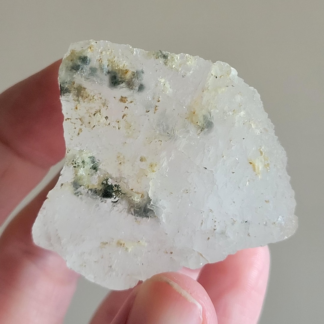 Himalayan Ice Quartz With Chlorite Inclusions- Interference Quartz ...