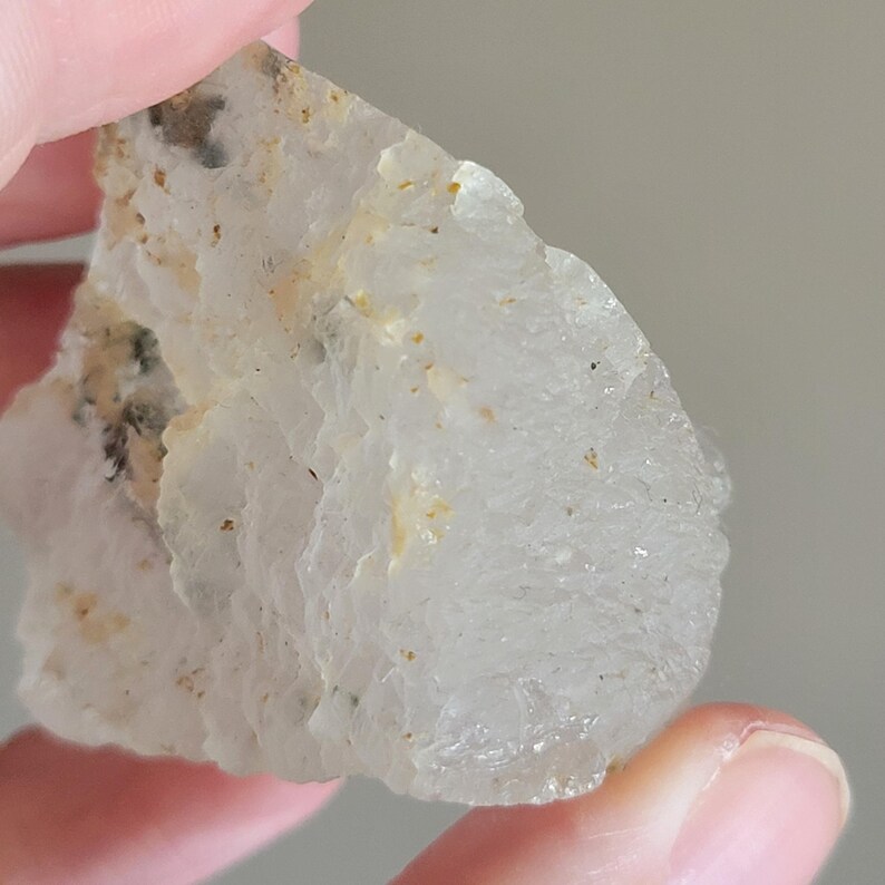 Himalayan Ice Quartz With Chlorite Inclusions- Interference Quartz ...