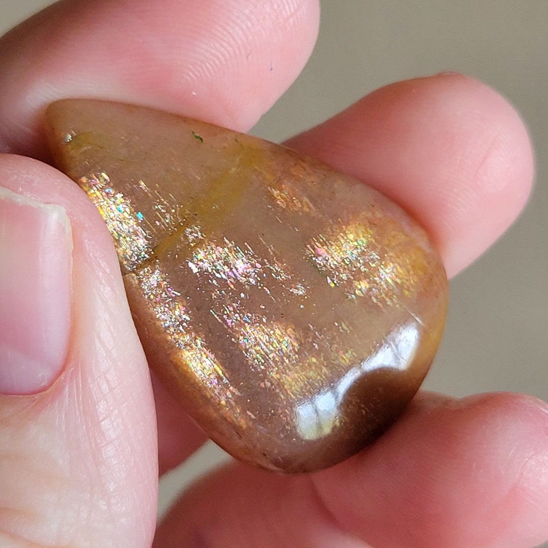 Golden Arusha Confetti Sunstone Cabochon With Lattice Inclusions Sunstone Pendant Golden ...
