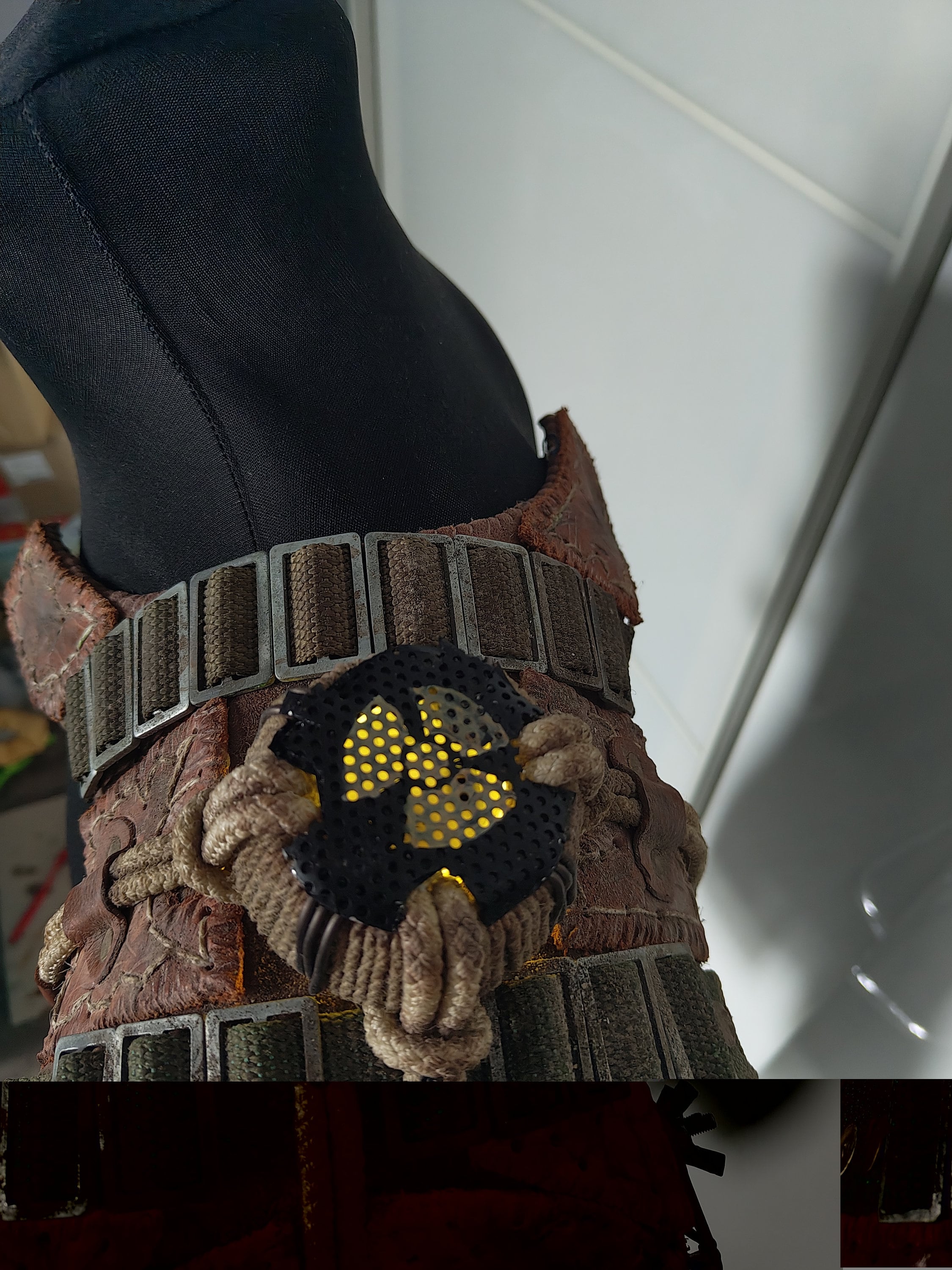 Post Apocalyptic Custom Shoulder Armour Children of Atom - Etsy