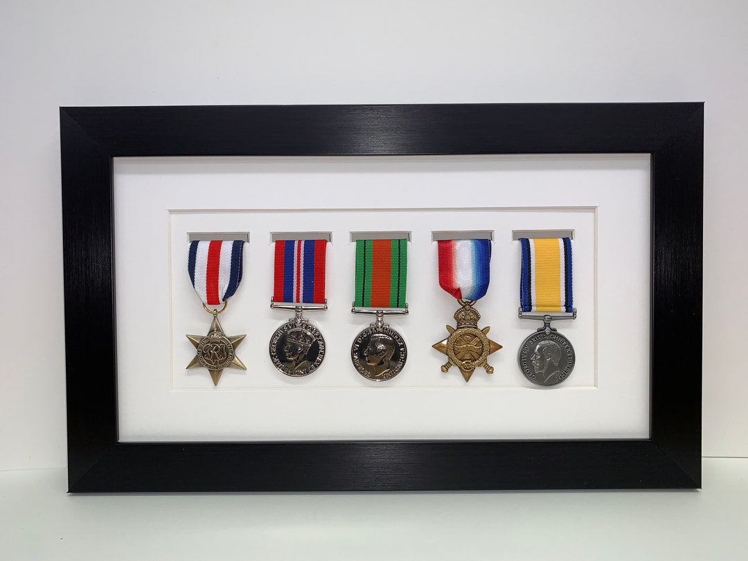 War Medal Display Frame: Black Frame, White Mount, Holds 5 Medals - Etsy
