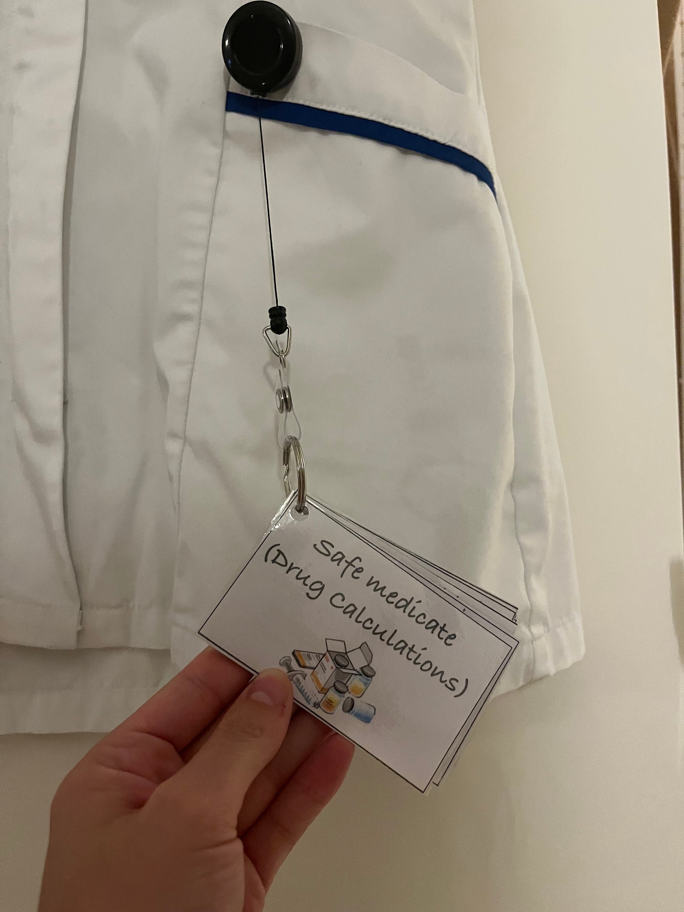 Retractable Flashcard Holder (badge Holder) - Etsy UK