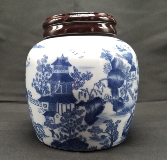 Chinoiserie Blue Willow Bombay Ginger Jar With Lid | Etsy