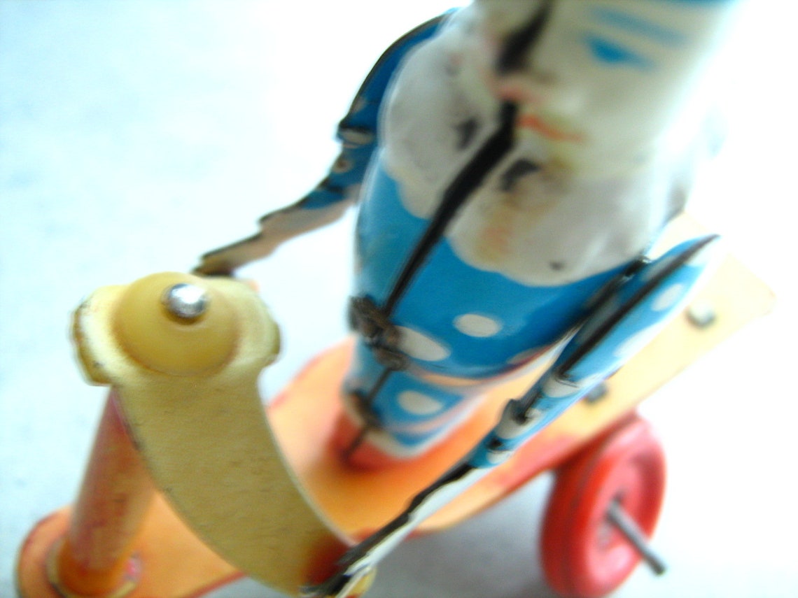 Vintage Old Tin Metal Clown on a Bike Wind up Key Toy - Works a Little ...